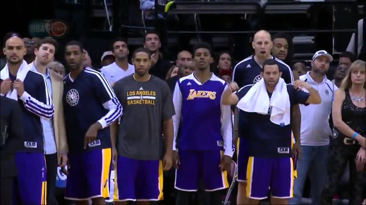 Steve Blake 3-point Gamewinner @ Houston - YouTube