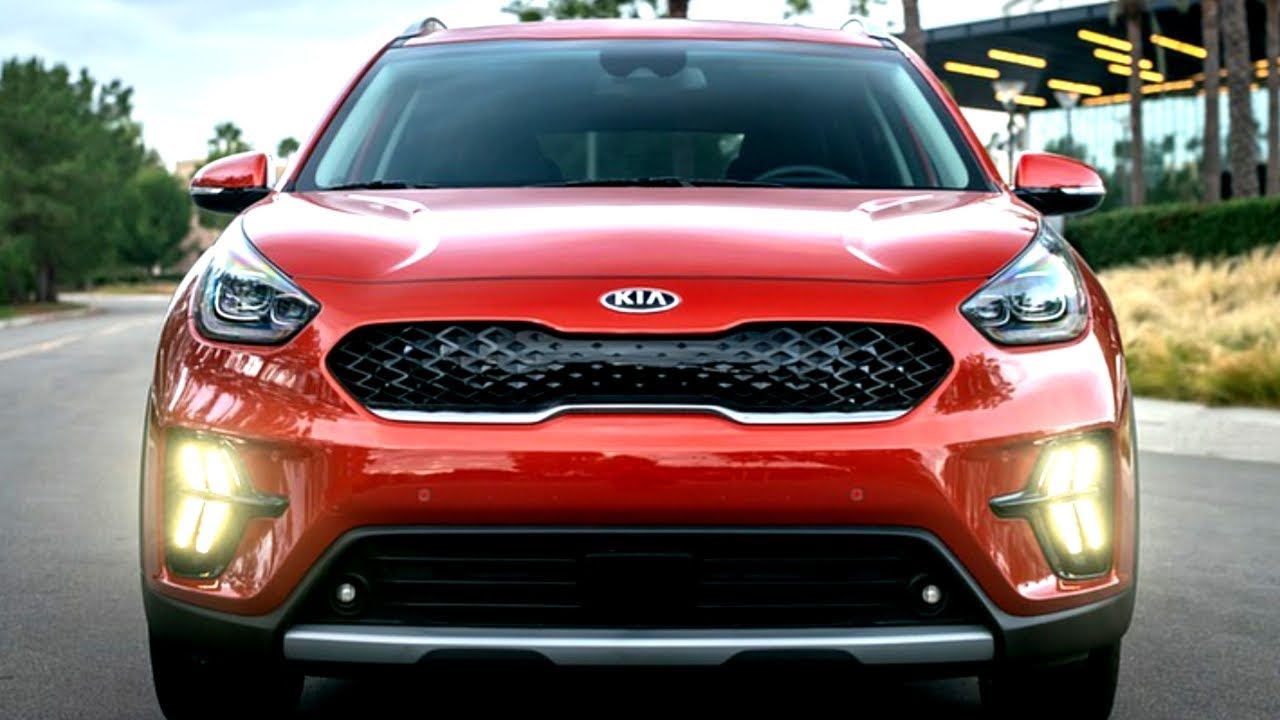 2020 Kia Niro Hybrid Touring - Excellent Compact Crossover - YouTube