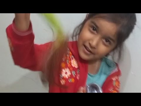 Nia ko thand lagi to ye banane bola 😱 Batao Nia ne kon se vegitable ke naam batai #viralvideo # ...