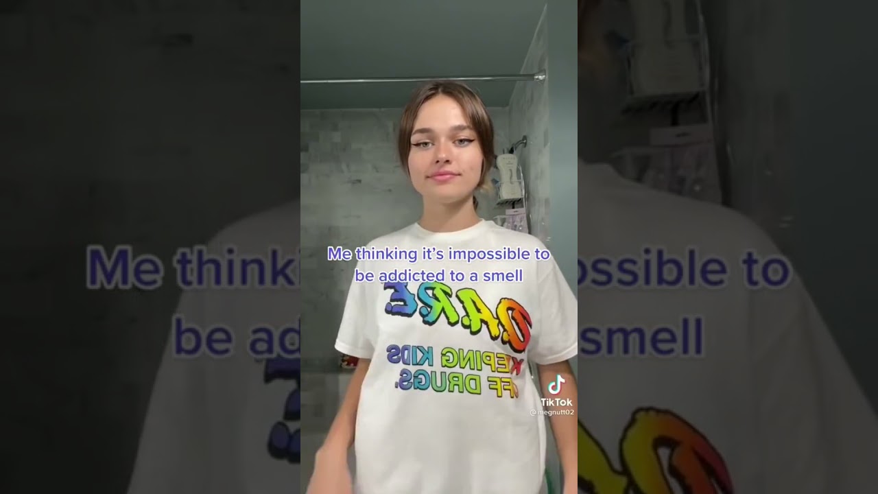 Megnutt flashes her #shorts #tiktok - YouTube