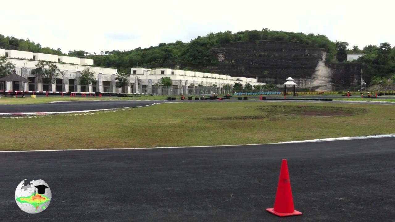 Go-Kart in Bali - YouTube