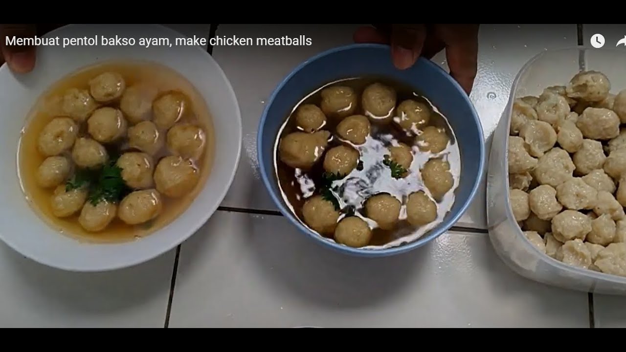 Membuat pentol bakso ayam, make chicken meatballs - YouTube