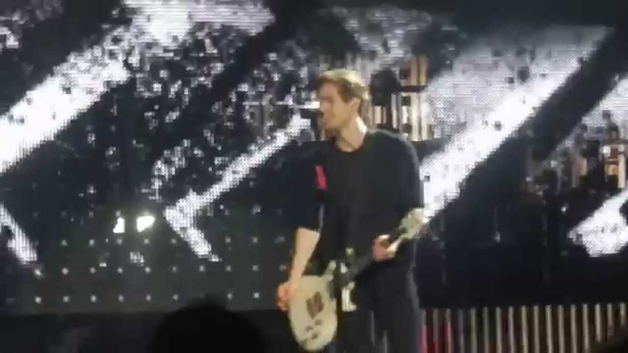 5SOS End Up Here ROWYSO Jones Beach September 1st - YouTube