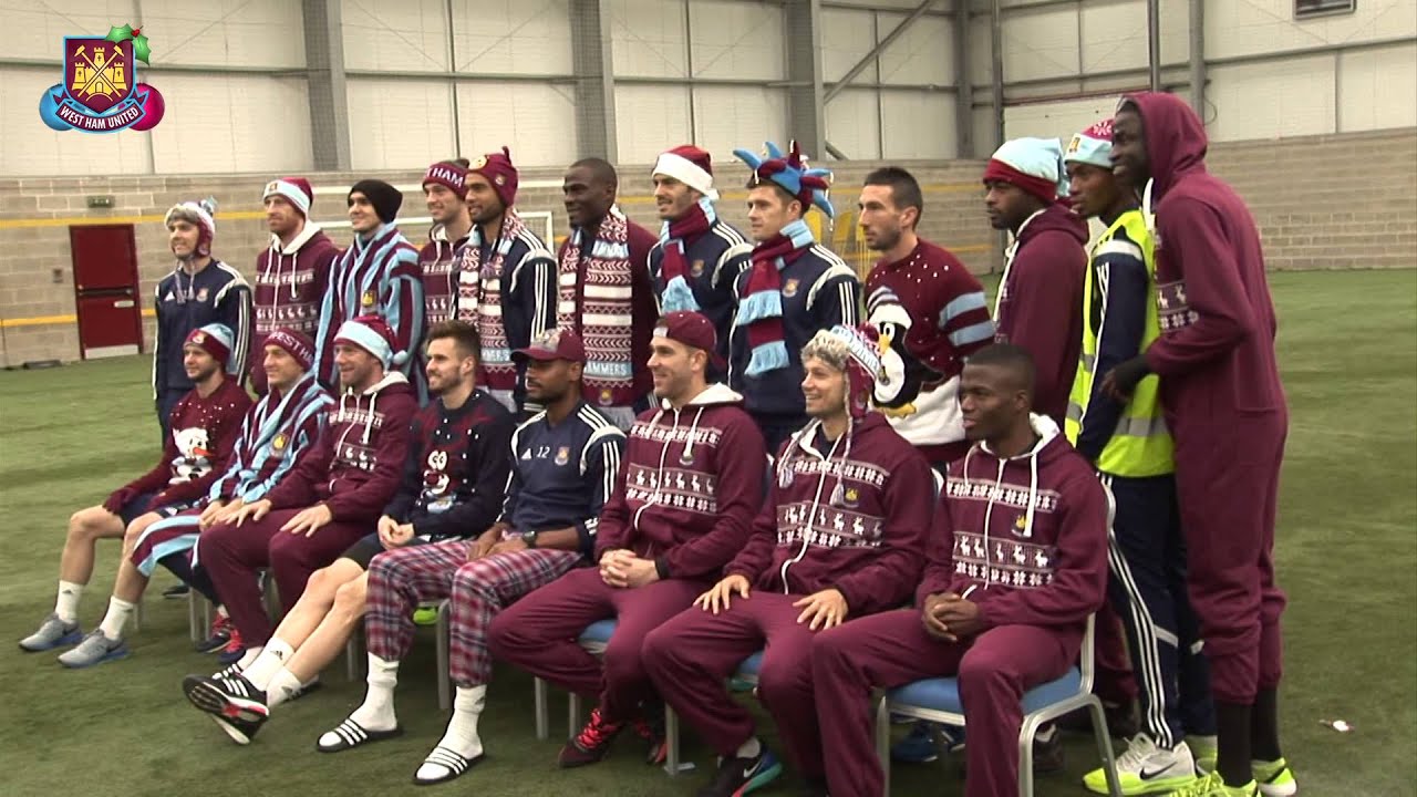 Christmas Themed Team Photo YouTube christmas-themed-team-photo-youtube