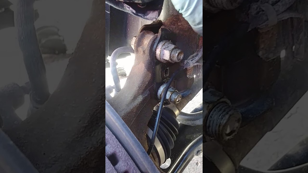 2010-2013 Toyota prius c suspension(1) - YouTube