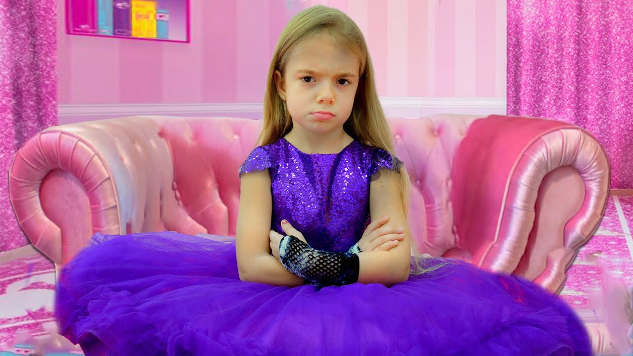 Anabella dress up a Princess | Children Sad Love Story with her best ...