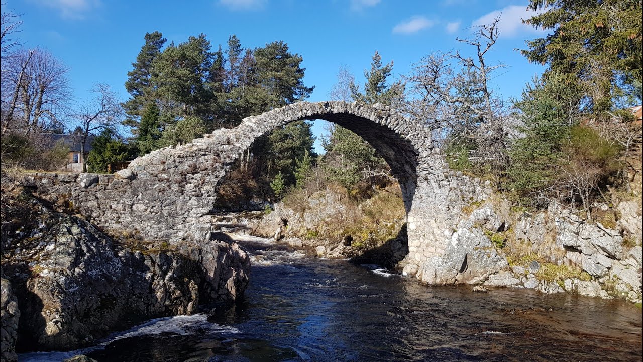 Carrbridge Packhorse Bridge, Scottish Highlands - YouTube