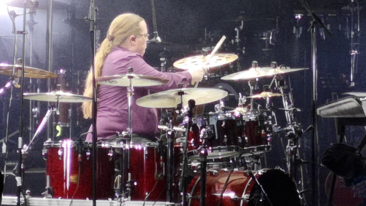 Kelly Family Loreley 08.06.2019 Drum solo Angelo Kelly - YouTube