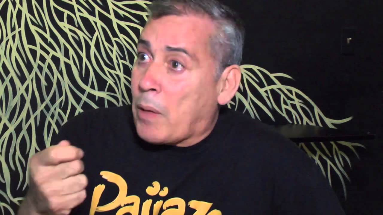 W-52: Entrevista a Victor Alicea - YouTube