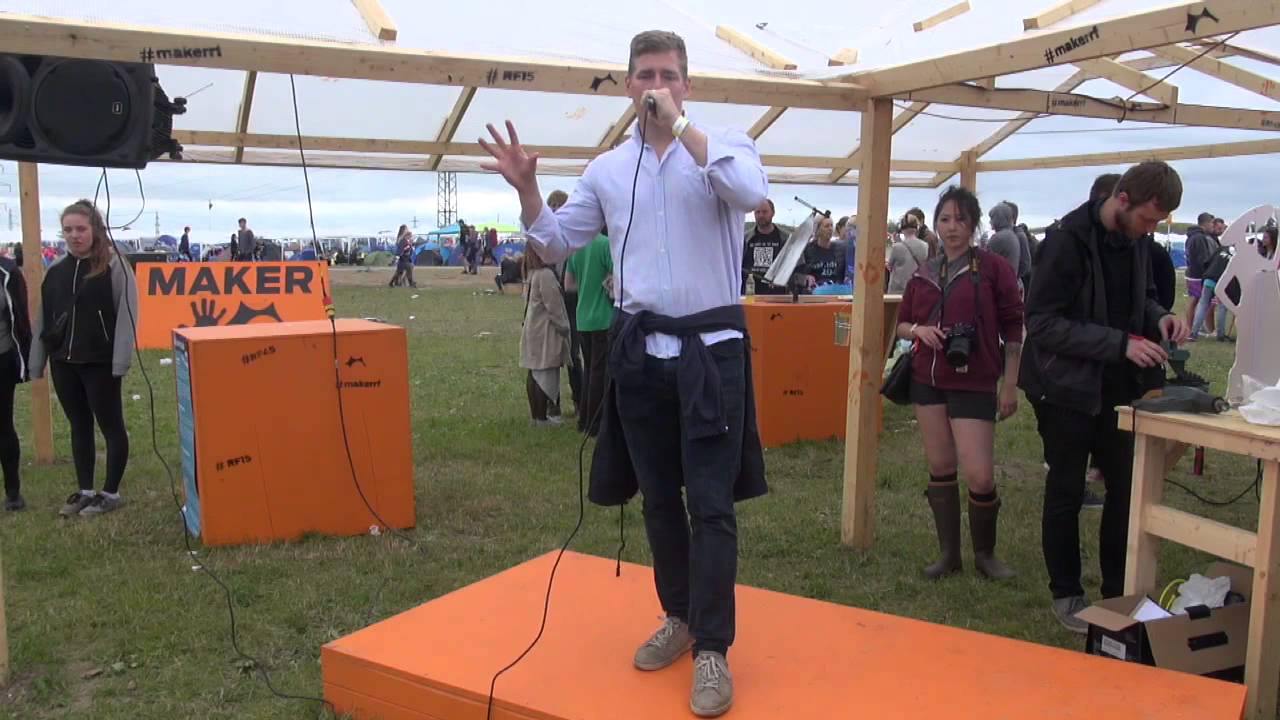 Science-talk med Sebastian Leth-Petersen om stoffer - YouTube