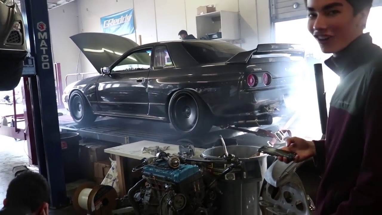 JACKULTRAMOTIVE 400HP R32 RB26 SWAMP (FIRST DYNO/TUNE) FLAMES!! (READ ...