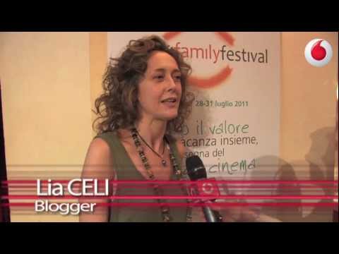 Lia Celi: superiamo la nostra diffidenza verso internet - YouTube