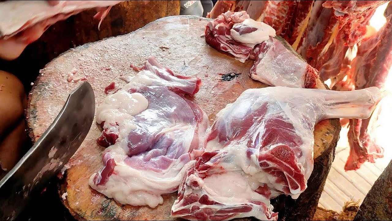 Fastest Goat Meat Cutting Skills By Expert Butcher | Mutton Cutting ...