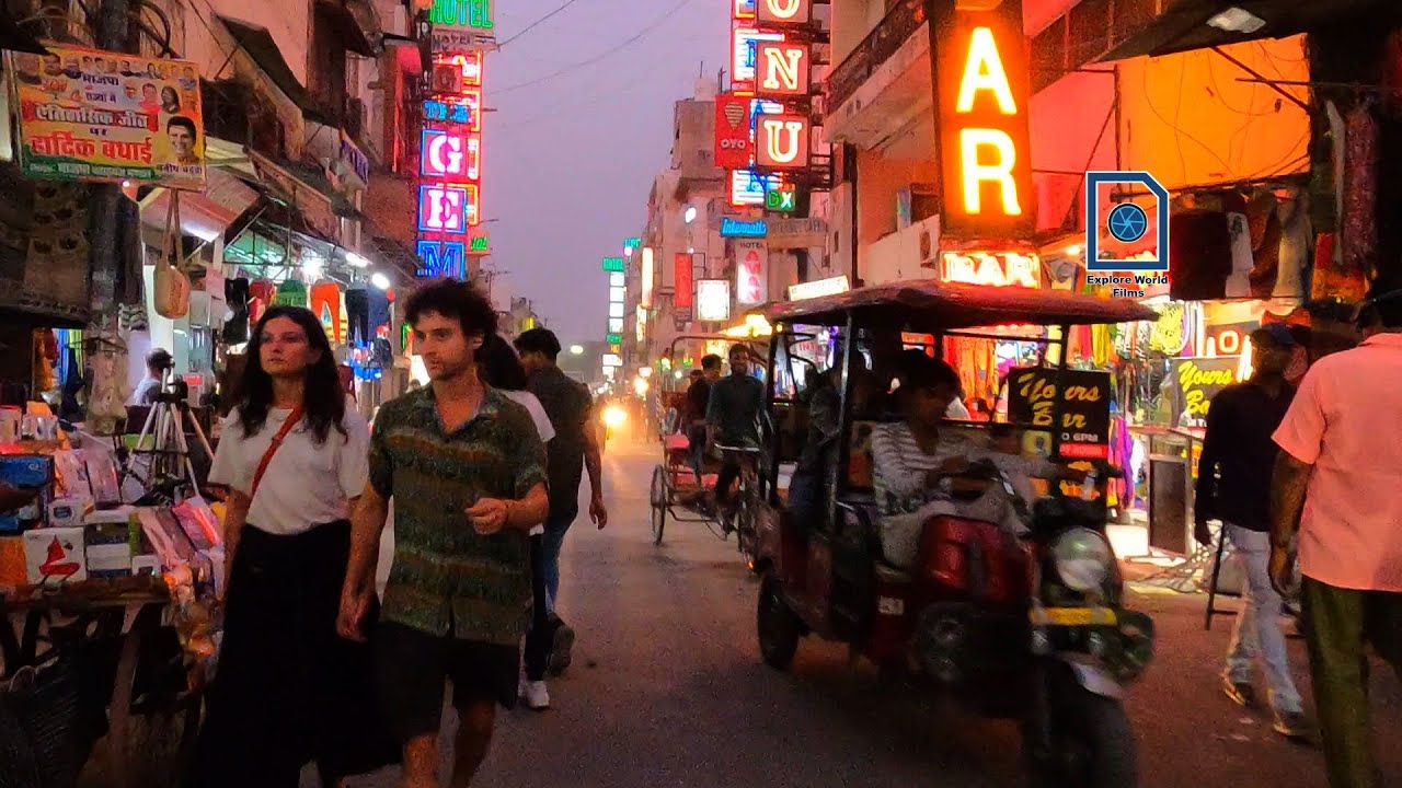 A night walking tour of Paharganj Main Bazaar, Delhi - YouTube