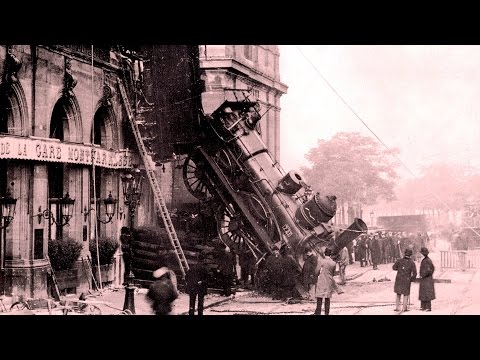 Tragic Train Derailment in Paris (1895)