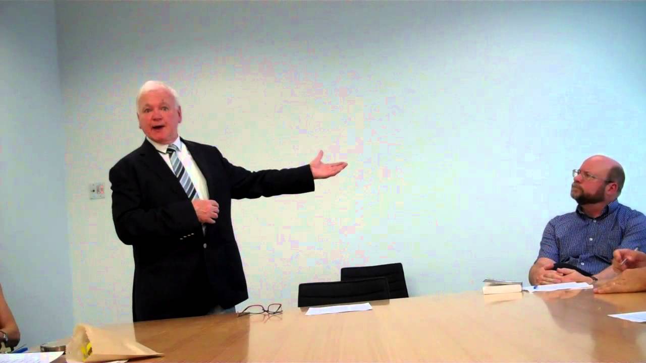 MICHAEL LYNCH LECTURE ON HITLER 2 of 6 - YouTube