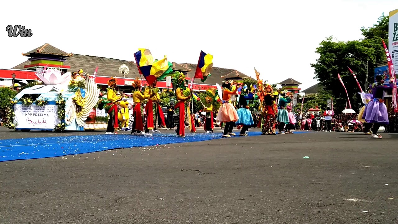 Penampilan ke 12 KPP PRATAMA, pada Boyolali Smile of Java Carnival ...