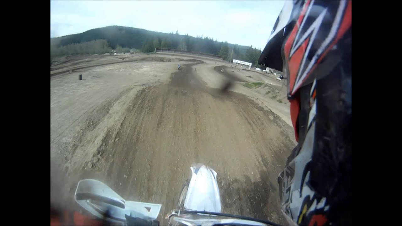 Straddleline MX Practice YZ250 (April 3, 2016) - YouTube