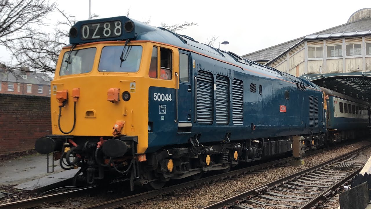 Class 50007 and 50044 A Beverley Christmas carol - YouTube