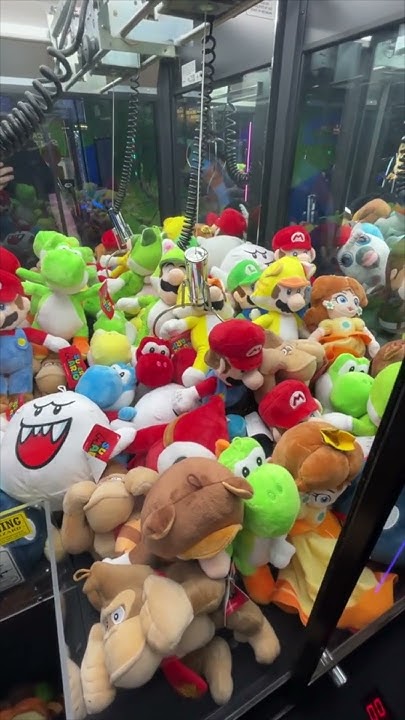 I Won SO MANY Claw Machines! - YouTube