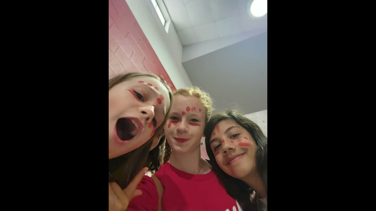 Color wars day at school - YouTube