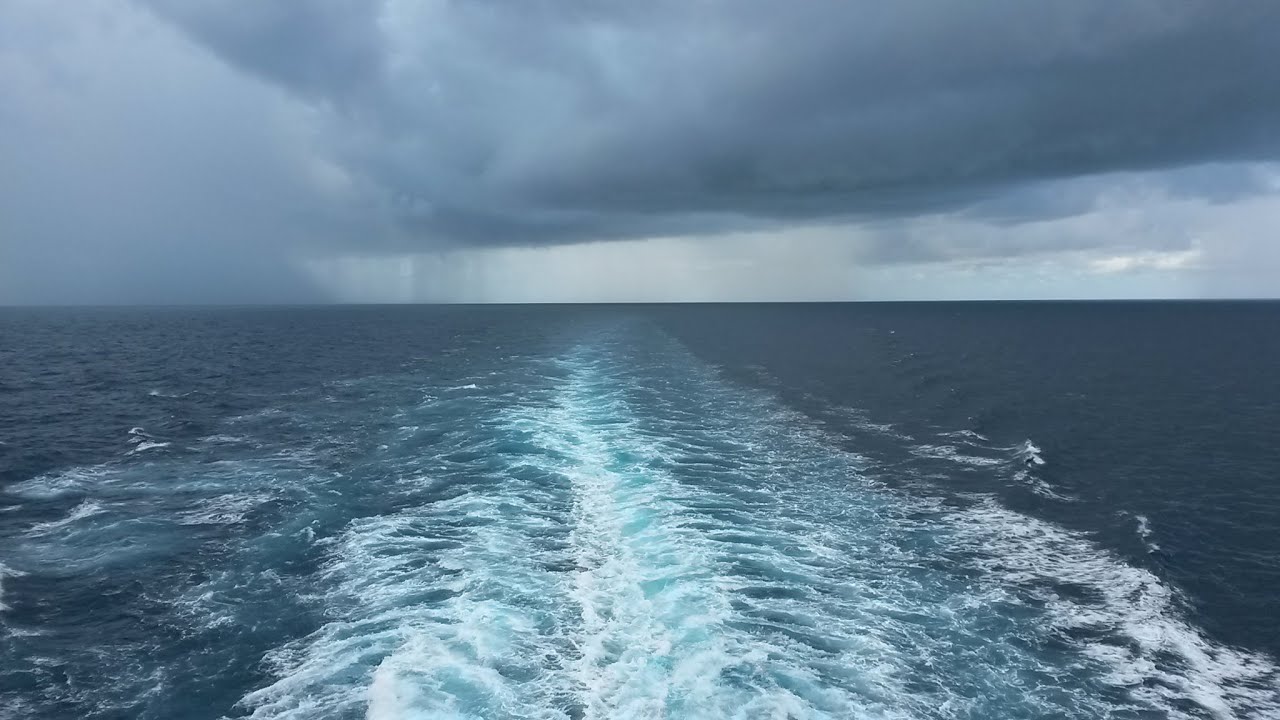 Tempestade em Alto Mar - Msc Poesia - YouTube