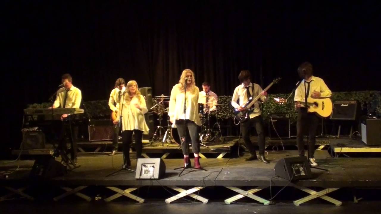 The Tune Raiders (7 Piece Band) - YouTube