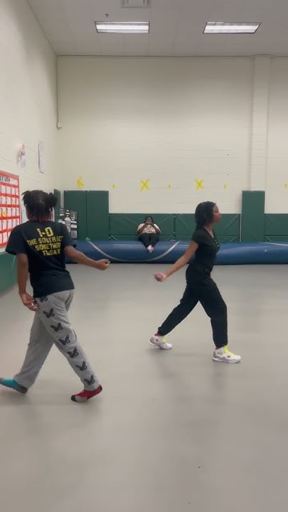 2B- Hip Hop Closing Counts - YouTube