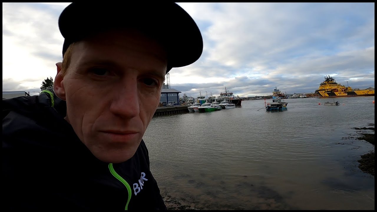 Exploring FERRYDEN an Old Scottish Harbour - YouTube