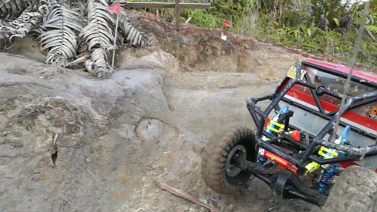 Rc 4x4 offroad fun run evening - YouTube