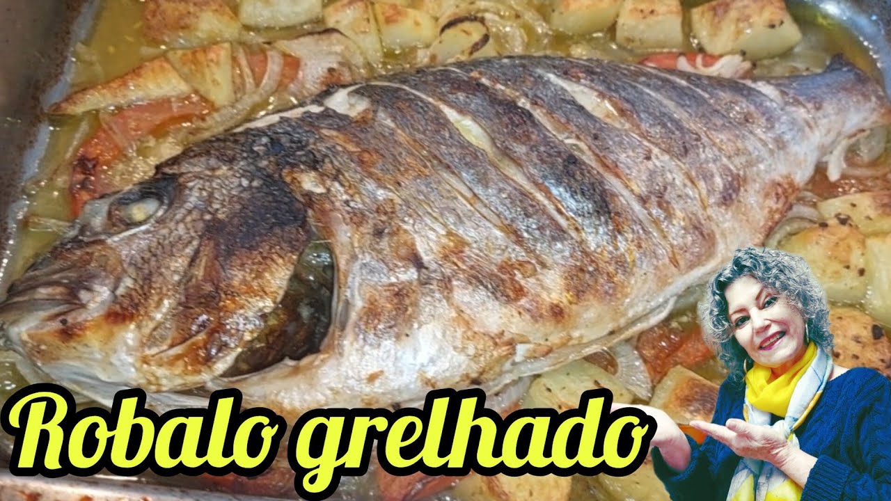 ROBALO GRELHADO INTEIRO, NO FORNO, COM BATATAS EM CUBOS. FÁCIL DE FAZER ...