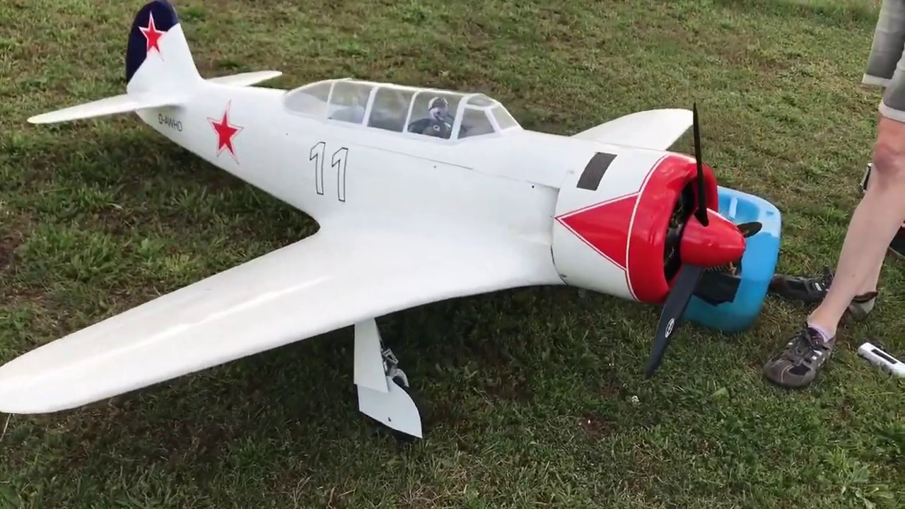 AIRWORLD YAK-11 MOKI S180 RADIAL ENGINE - YouTube
