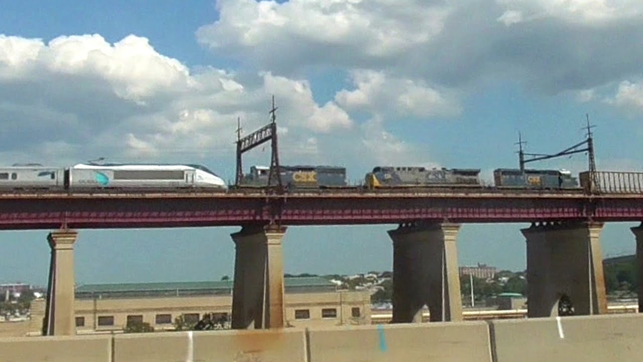 Racing a CSX Freight Train on the Hell Gate Bridge in New York City - YouTube