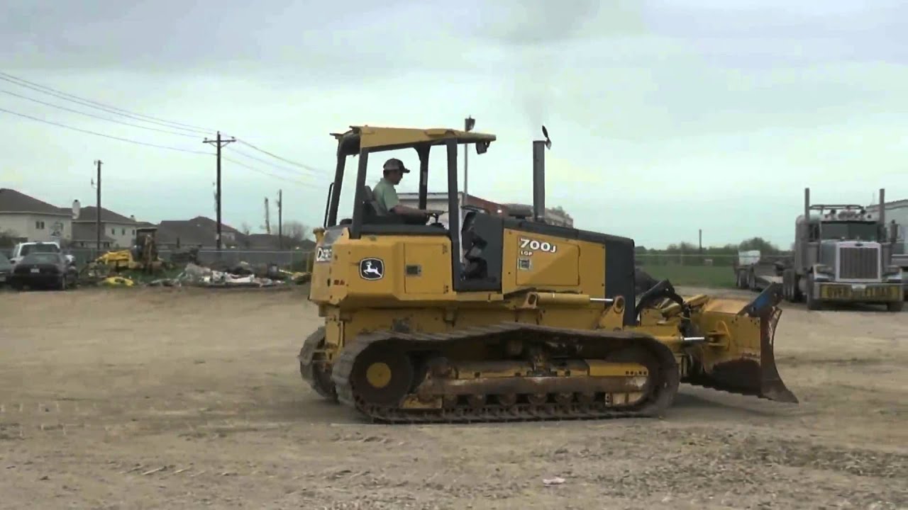 2007 John Deere 700J LGP Dozer - YouTube
