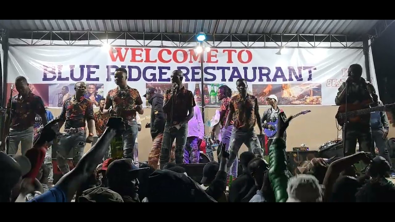 Alick Macheso on nyau zvigure ,gule mukulu ft kutadzirana - YouTube