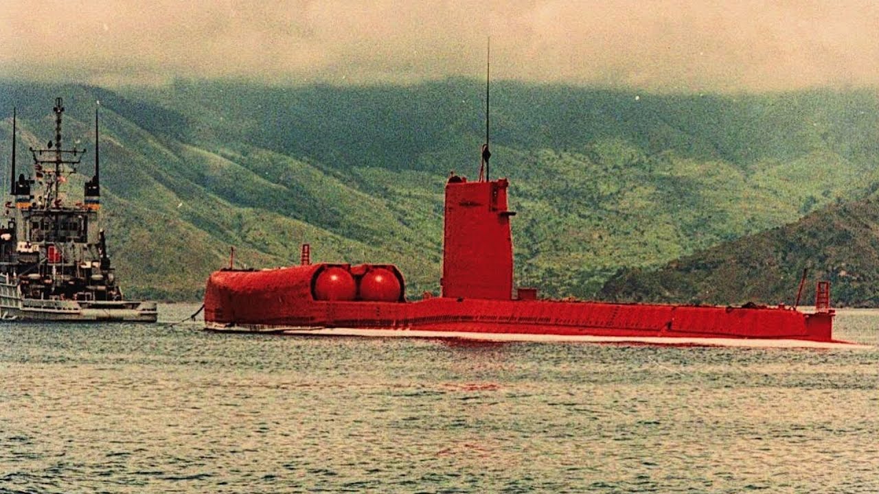 The Tiny Hunter of Soviet Nuclear Submarines - YouTube