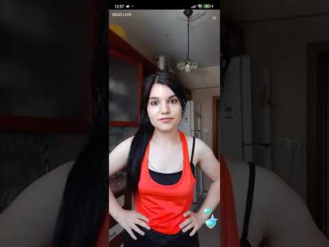 beautiful eyes woman live streaming Streaming Cute Vlogs woman girl beauty beautiful periscope bigo