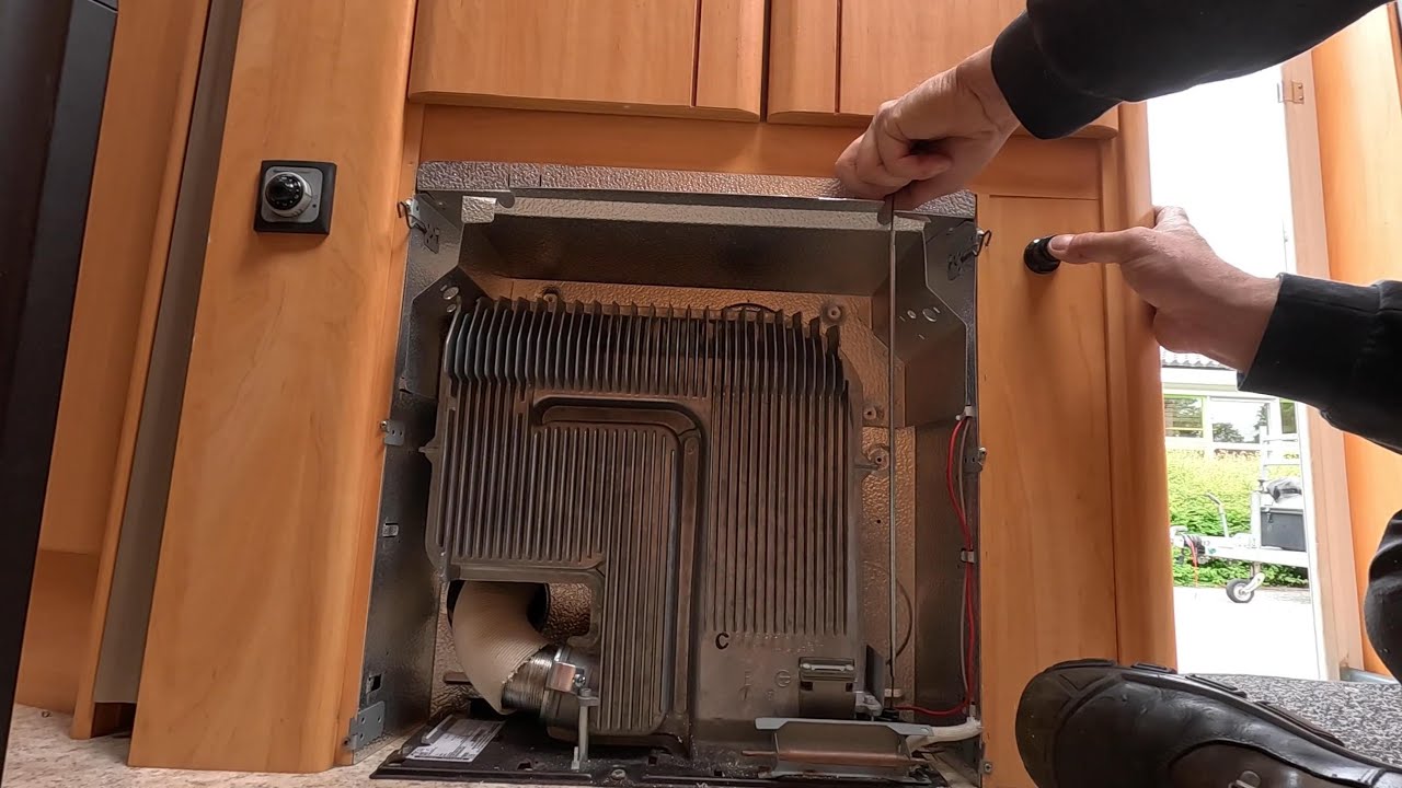 Truma Kachel piëzo element ombouwen naar volledig electrisch. Fendt 470 ...