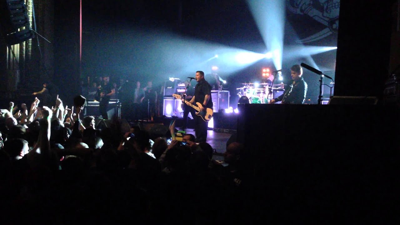 Dropkick Murphys - I'm Shipping Up to Boston - The Warfield San ...