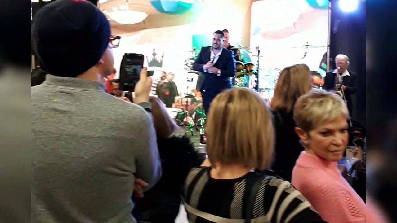 Ezer Mizion's 2019 Night Shuk - YouTube