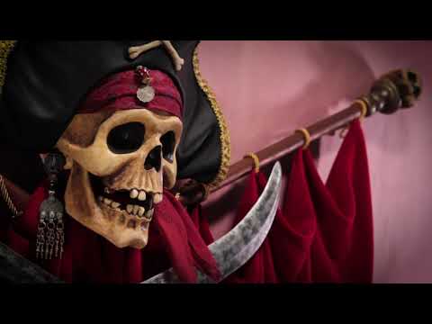 Pirates of the Caribbean Jolly Roger Talking Skull Replica - YouTube