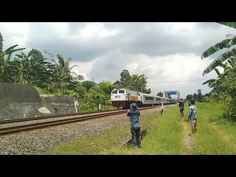 Top Momen || Hunting Kereta Api Rame - Rame Di Selatan Stasiun Notog ...