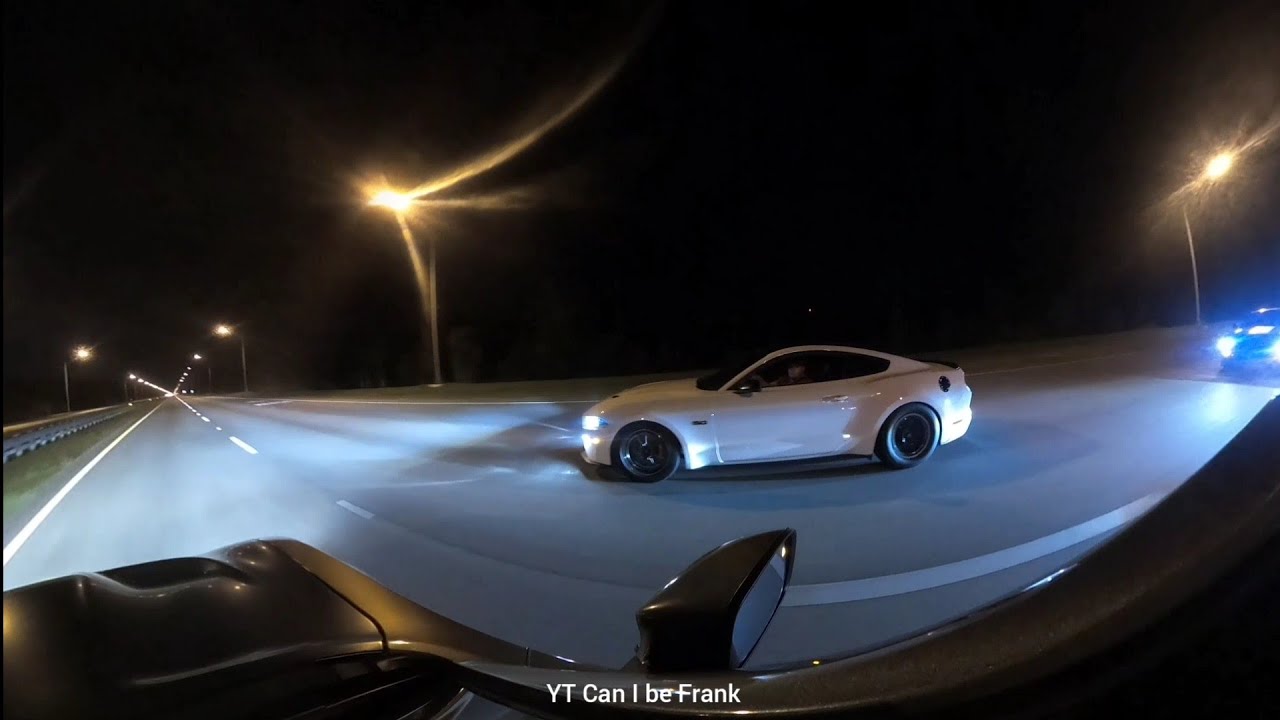 Hellcat Wide Body vs 2019 5.0 Mustang FBO Auto Weight Reduction - YouTube