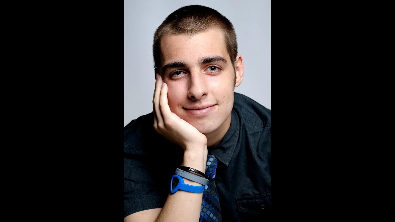 Dylan Lawrence's thunderous farewell - YouTube