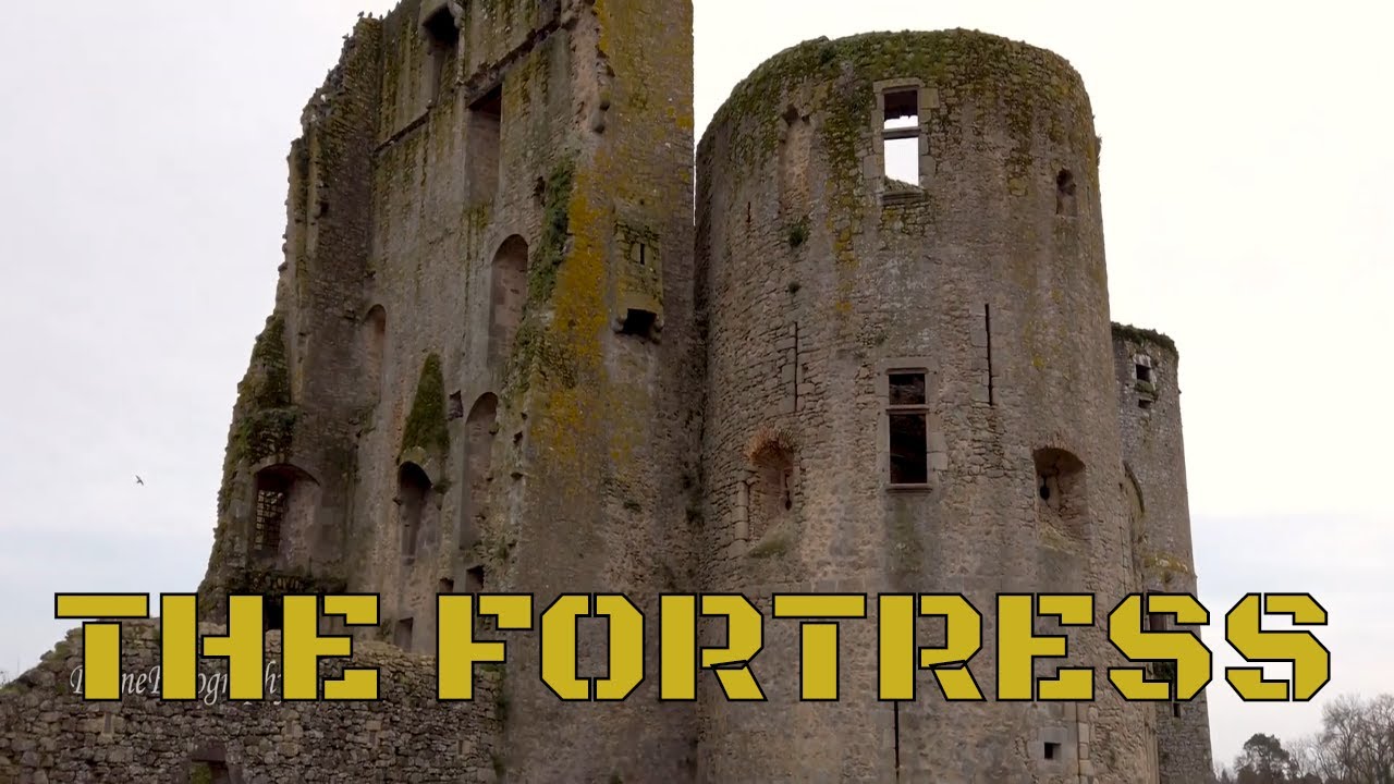 The AMAZING FORTRESS - Castle of Clisson -France - YouTube