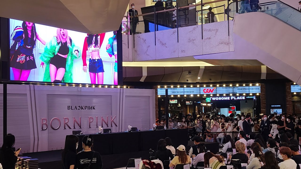 BLACKPINK Fan Sign Event Pre-Sketch | IFC Mall - YouTube