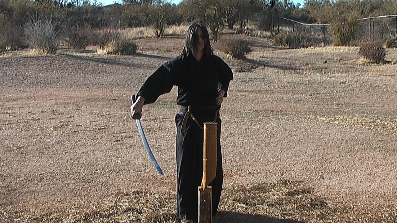 Tameshigiri Katana Cutting Tatami Scraps 試し斬り 刀 Volume 2 - YouTube