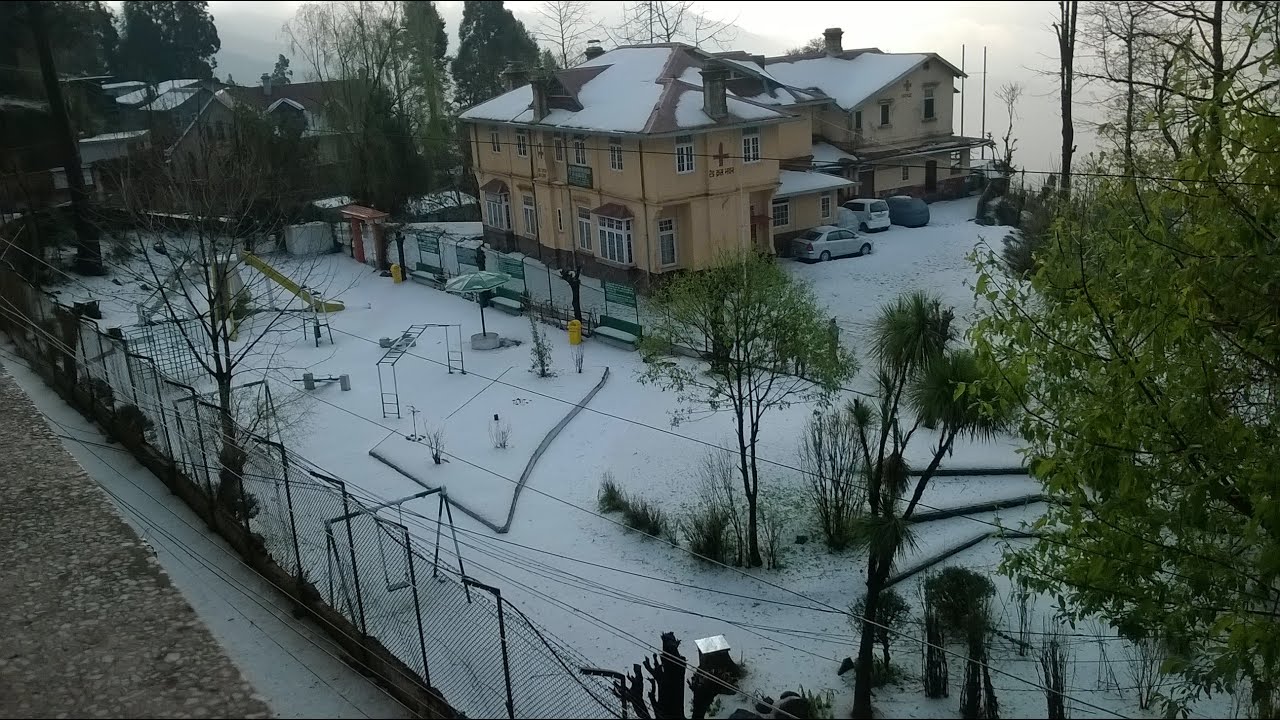 SNOW FALL AT DARJEELING 2016 WITH NEPAL BOY.........PERSONAL TRIP FROM ...