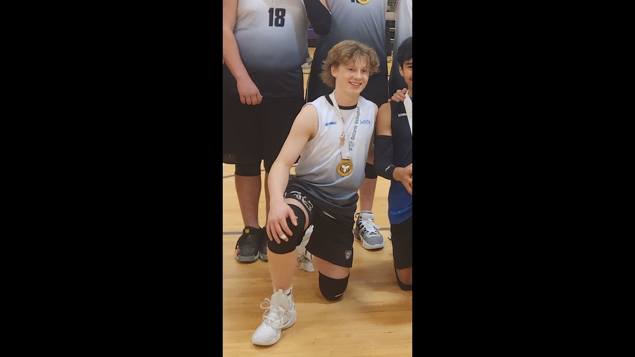 Alex Harris #9 - Setter for the Bluewater Ballistix - Match vs. Phoenix ...