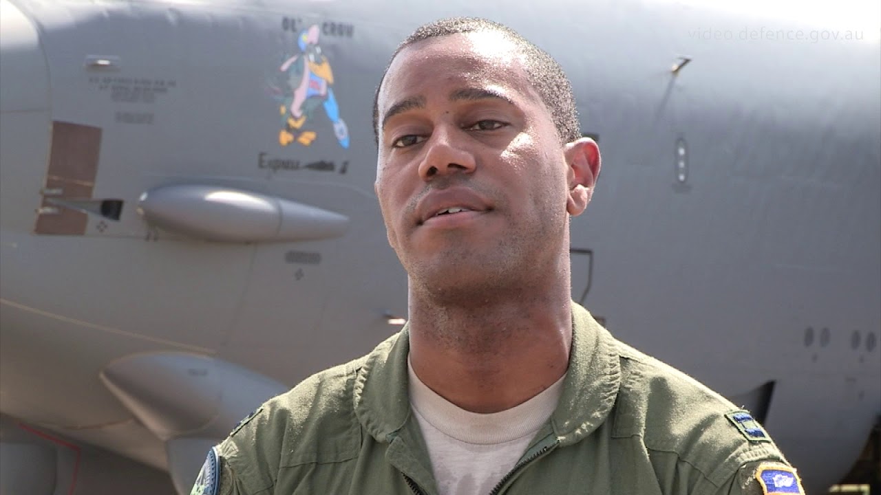 USAF B-52's arrive at RAAF Base Darwin - YouTube